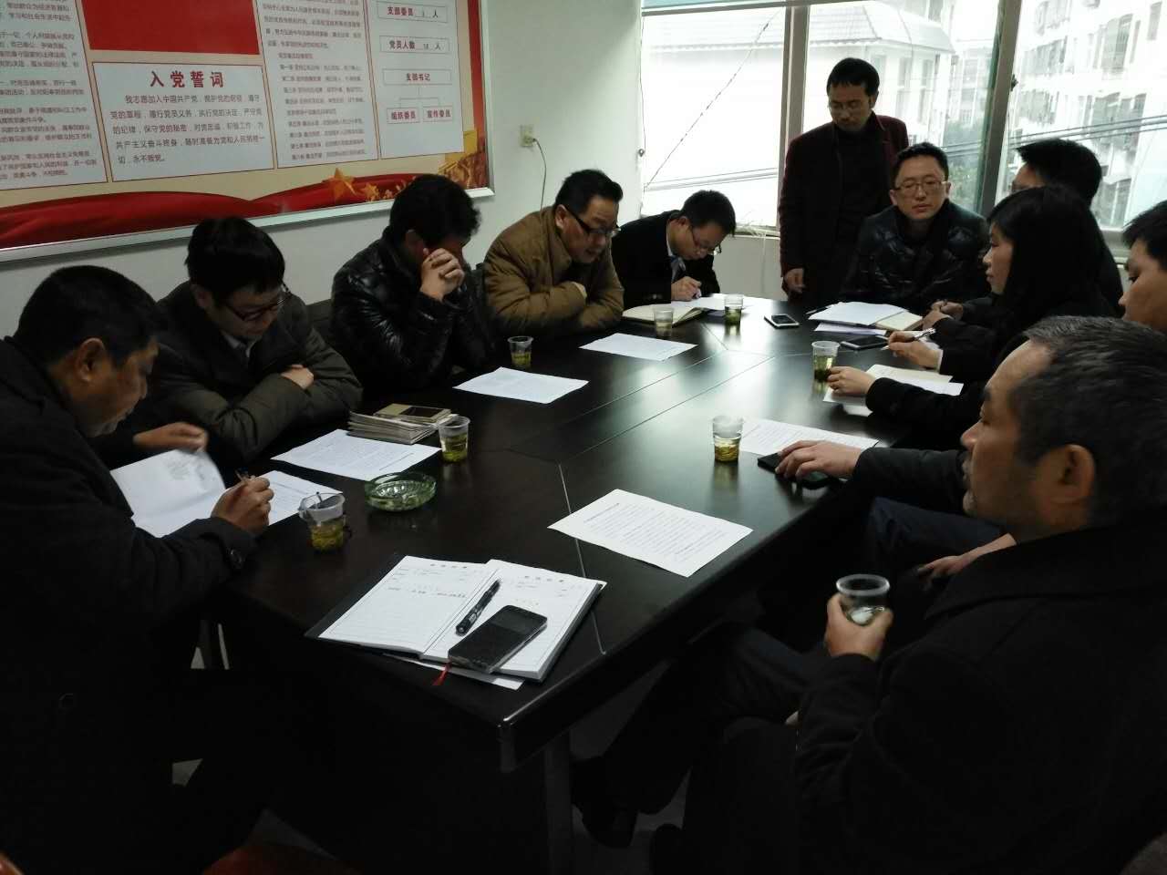 龙山农商银行:积极帮扶扶贫联系村脱贫 湖南省农村信用社联合社