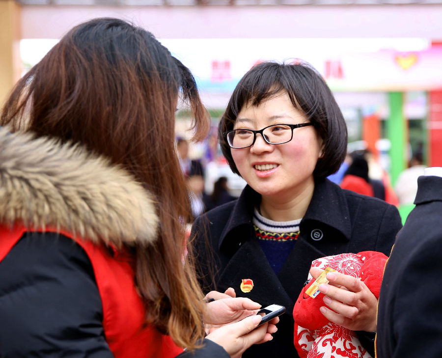 慈利农商银行:践行雷锋精神 做普惠金融的传播者 湖南省农村信用社联合社